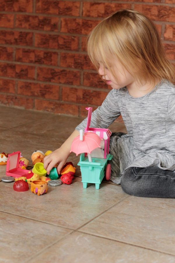 Num Noms! Adorably Cute Scented Collectible Characters