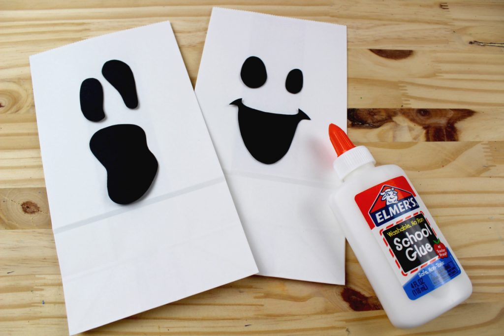 Spooky DIY Halloween Treat Bags Craft - Extreme Couponing Mom